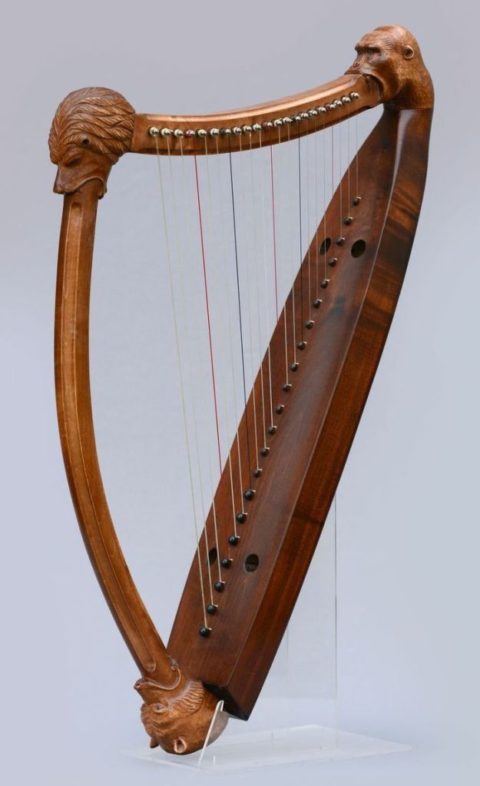 Pere Sera, Romanesque Harp › Thurau-Harps.com